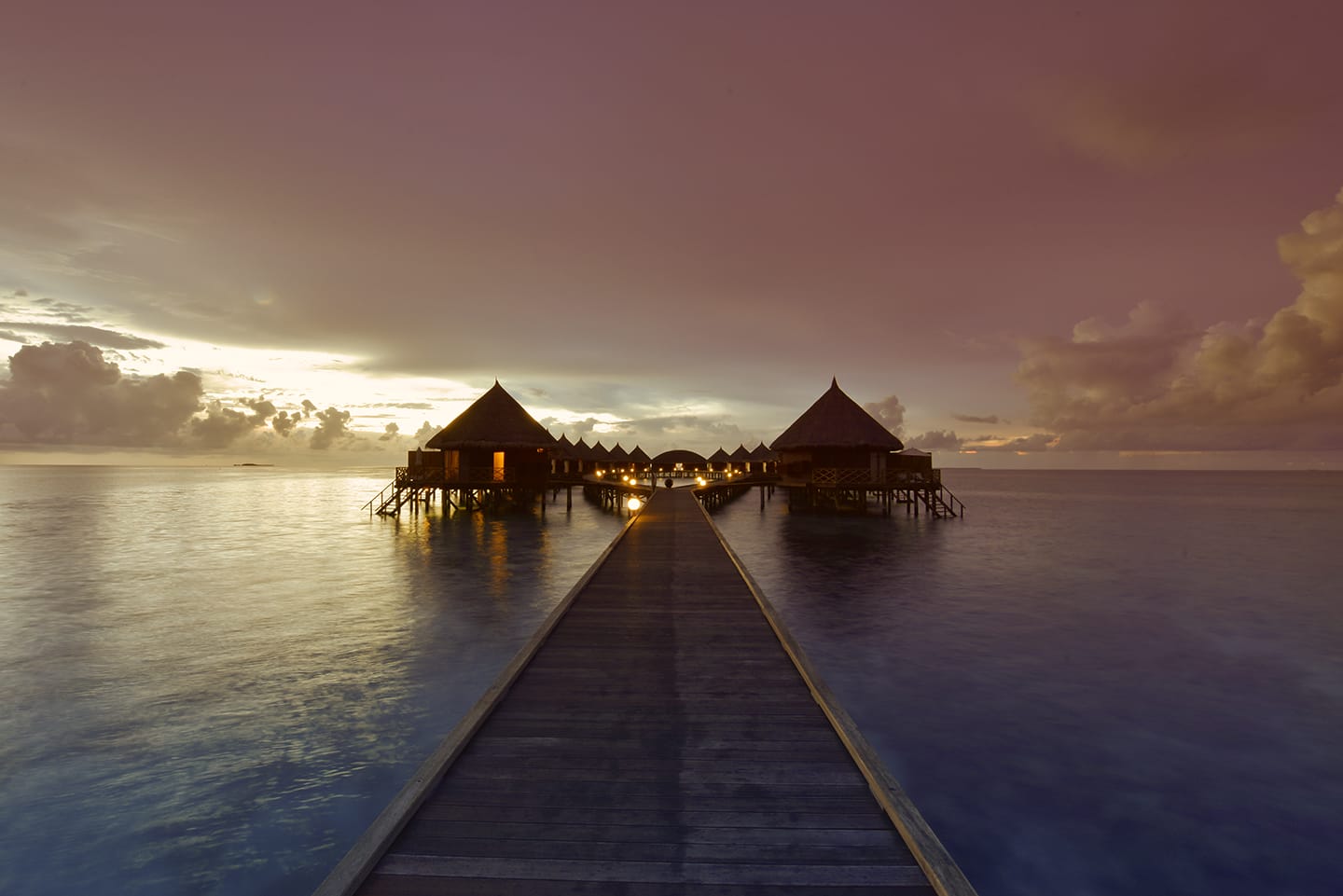Angaga Island Resort & Spa