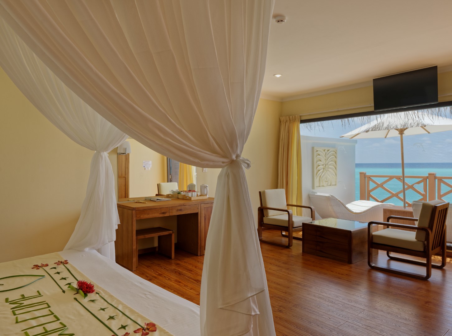Angaga Island Resort & Spa